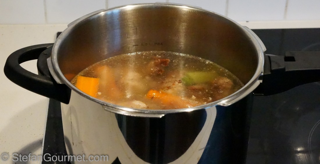 Homemade Pork Stock – Stefan's Gourmet Blog