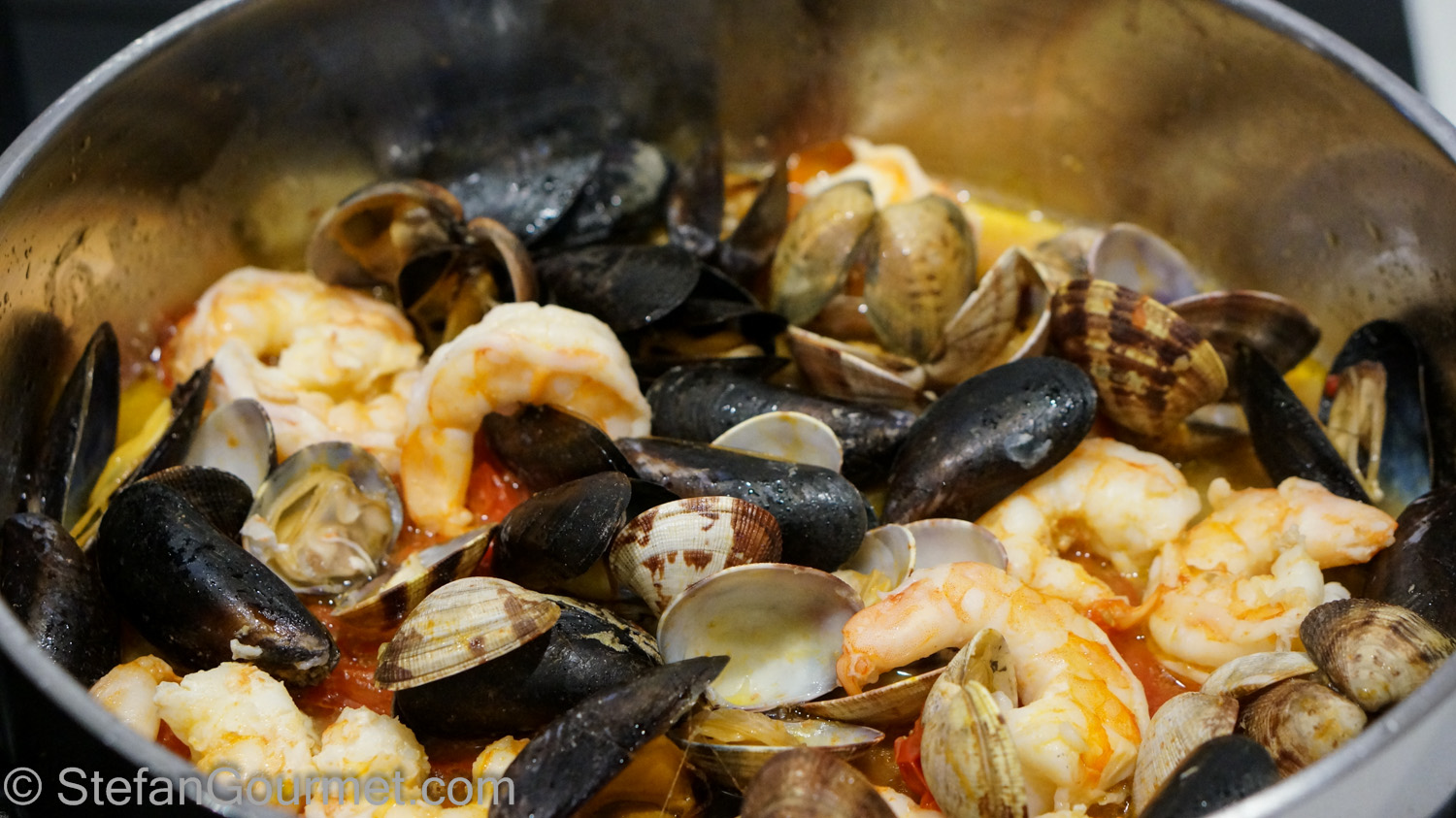 Fish Ravioli with Seafood (Ravioli di Pesce ai Frutti di Mare) – Stefan ...