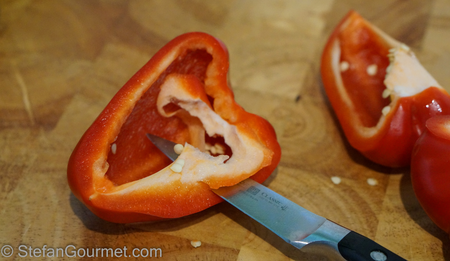 How to Cut a Bell Pepper – Stefan's Gourmet Blog