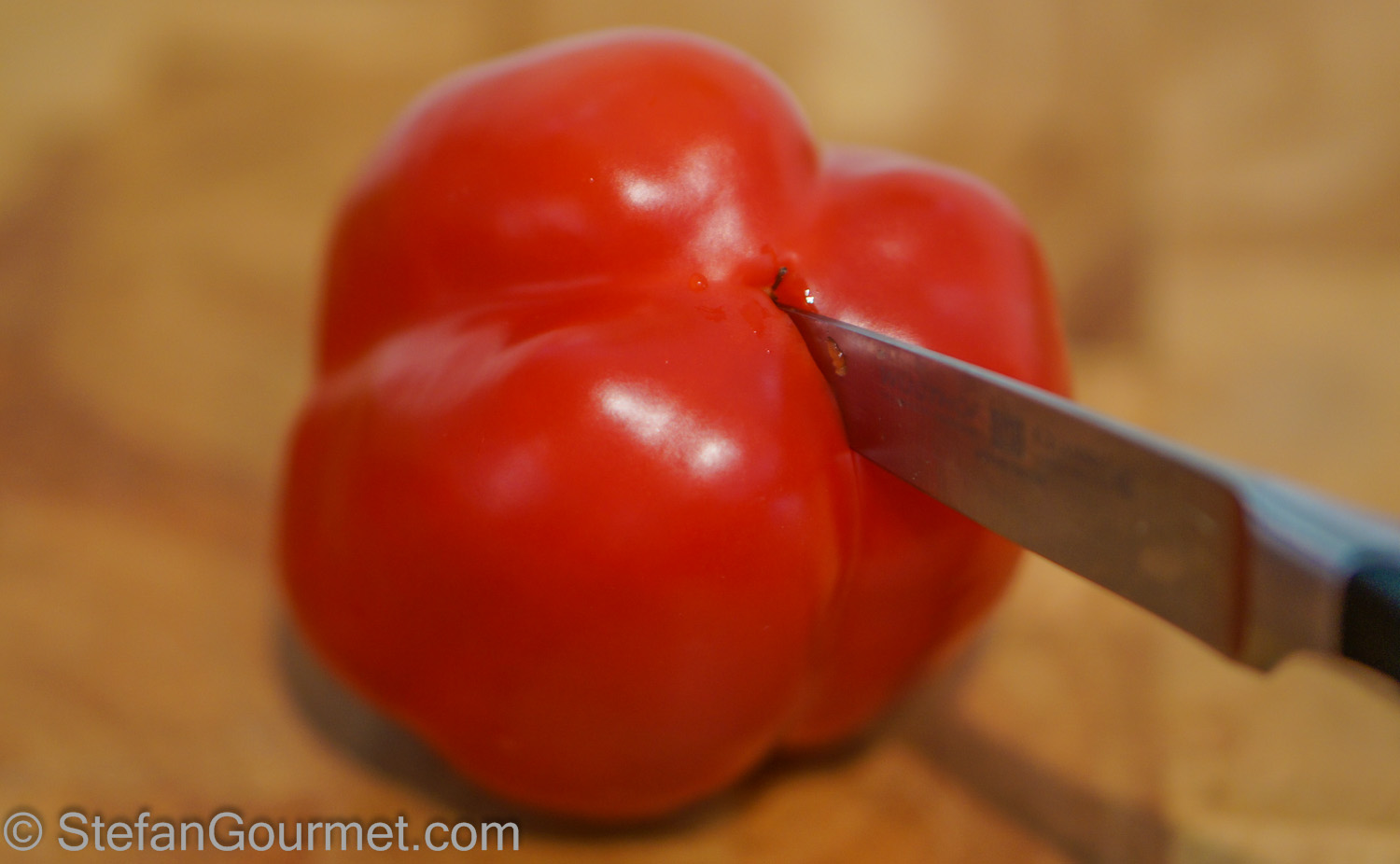 How to Cut a Bell Pepper – Stefan's Gourmet Blog