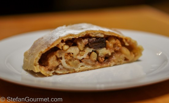 Apple Strudel – Stefan's Gourmet Blog