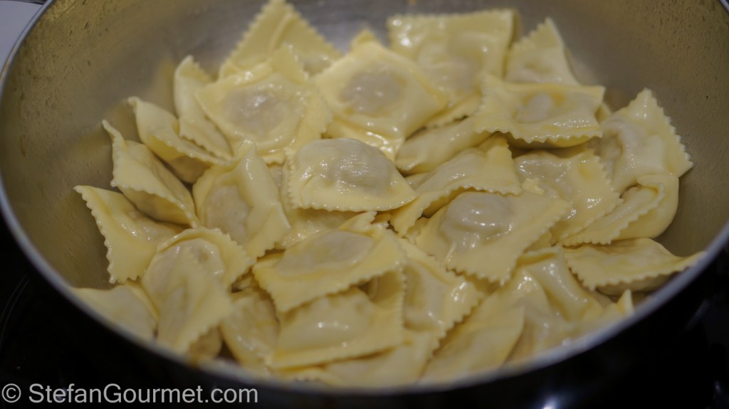 Top 10 Secrets to Make the Best Homemade Ravioli From Scratch – Stefan ...