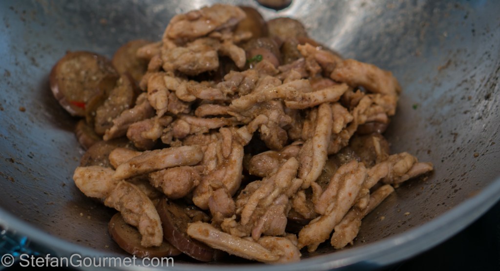 Thai Chicken and Eggplant Stir-Fried with Red Curry (Pad Phed Gai ...