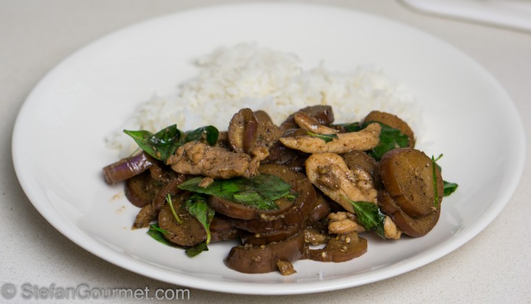 Thai Chicken and Eggplant Stir-Fried with Red Curry (Pad Phed Gai ...