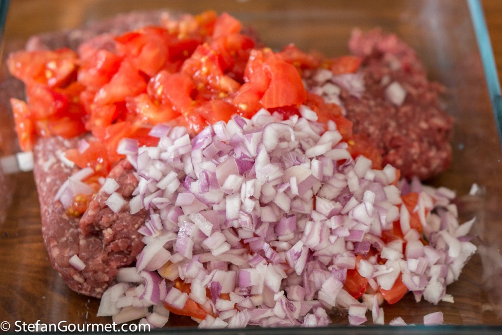 Çiğdem’s Yaprak Sarma (Meat Wrapped in Grape Leaves) – Stefan's Gourmet ...