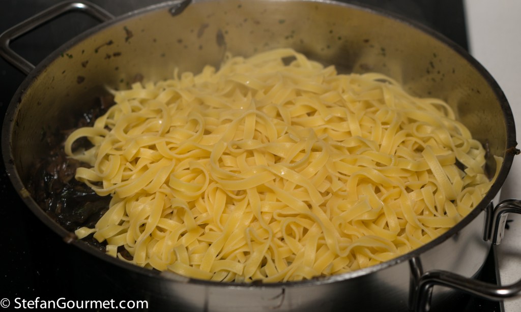 ‘Risottoed’ Tagliatelle with Mushrooms (Tagliatelle Risottate ai Funghi ...