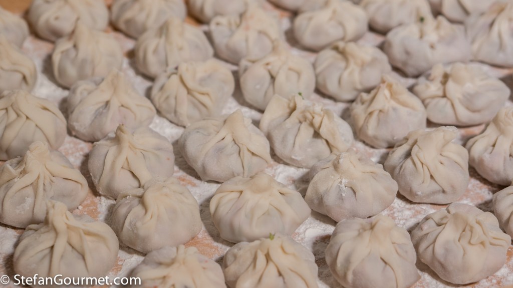 Steamed Soup Dumplings (Xiao Long Bao) – Stefan's Gourmet Blog