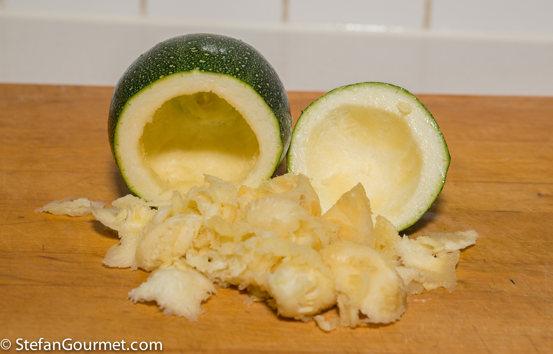 Zucchini Stuffed with Pine Nuts and Basil – Stefan's Gourmet Blog