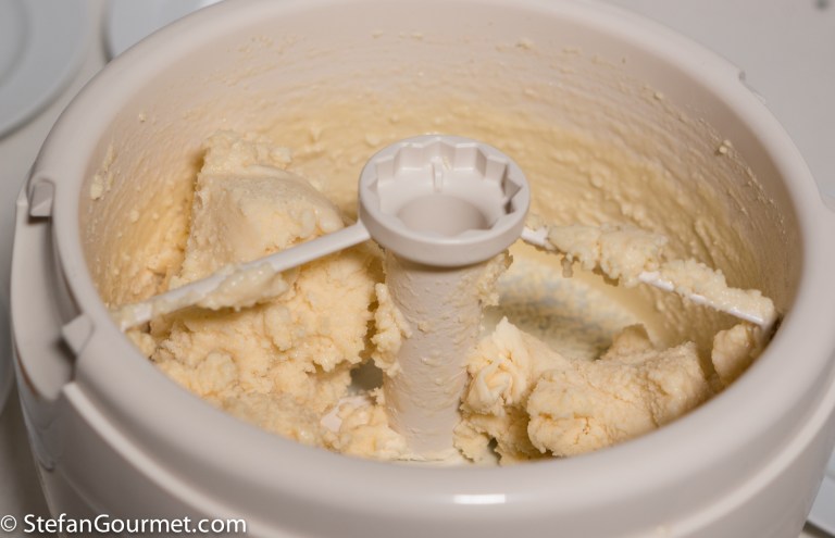 Almond Ice Cream – Stefan's Gourmet Blog