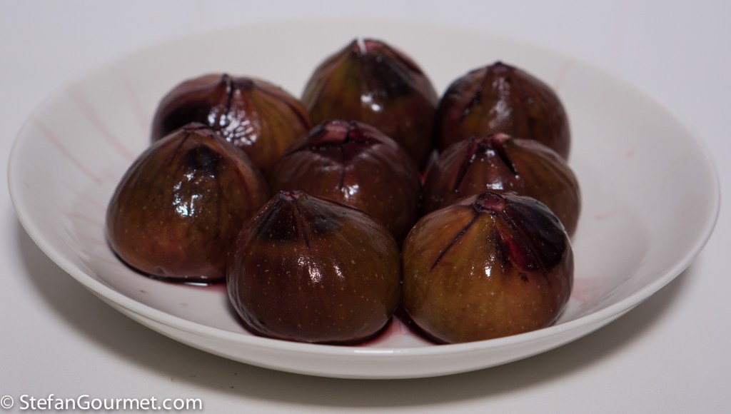 Fresh Figs Poached in Red Wine or Port – Stefan's Gourmet Blog