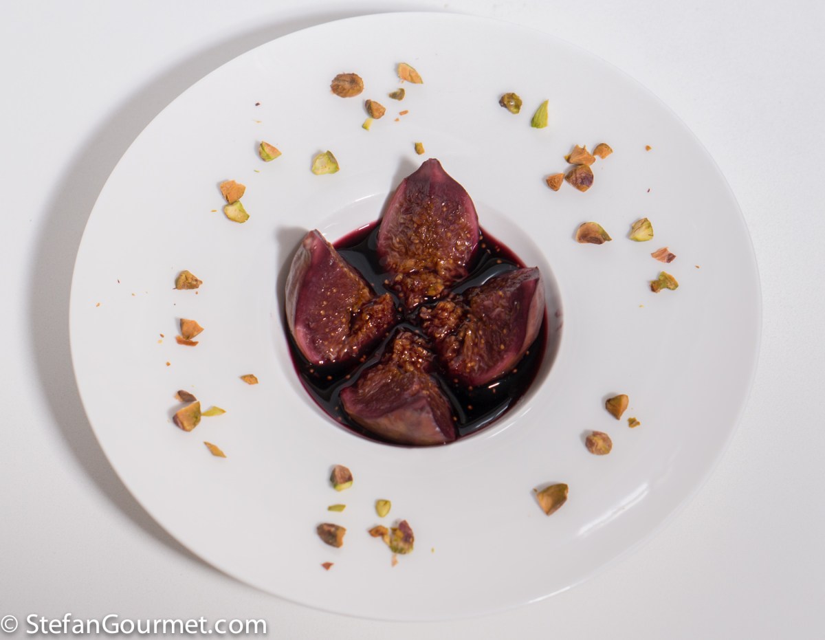 Fresh Figs Poached in Red Wine or Port – Stefan's Gourmet Blog