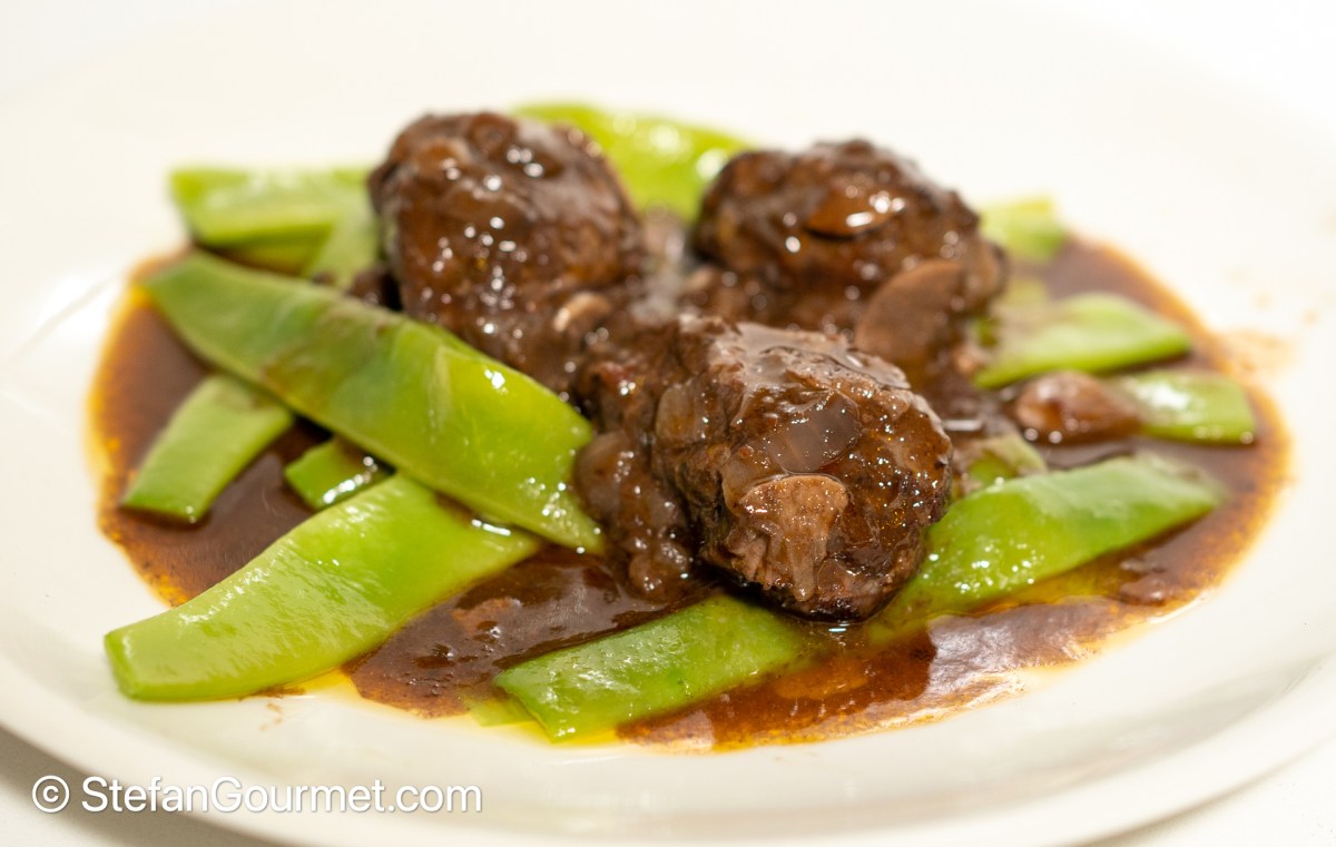 Portuguese Style Pork Cheeks Sous Vide (Queixadas de porco) – Stefan's ...