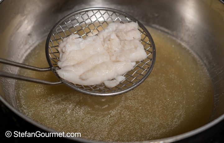 Gaeng Som (Thai Sour Curry with Shrimp) – Stefan's Gourmet Blog