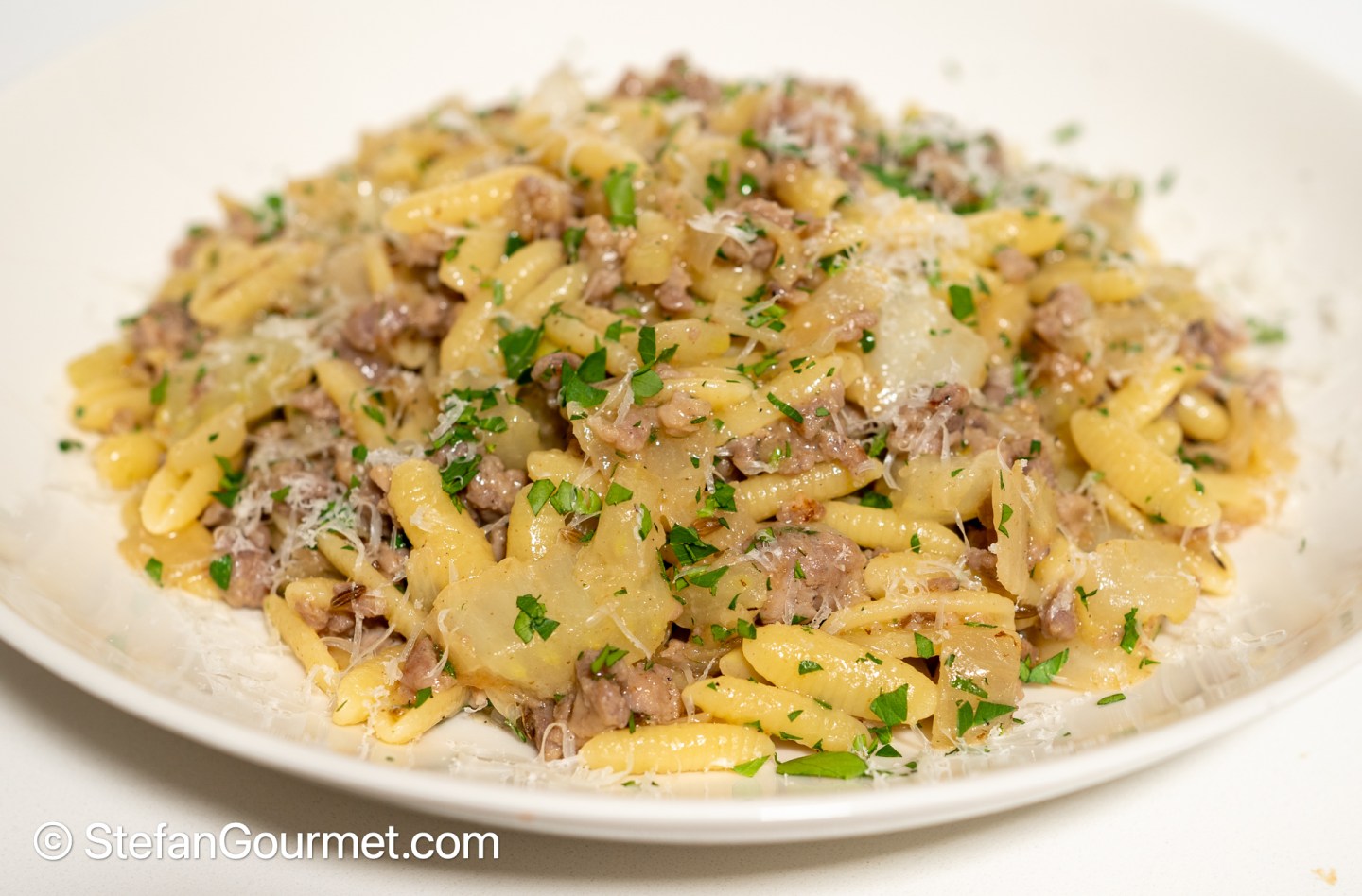 Pasta with Sausage and Fennel (Gnocchetti Sardi con Salsiccia e ...