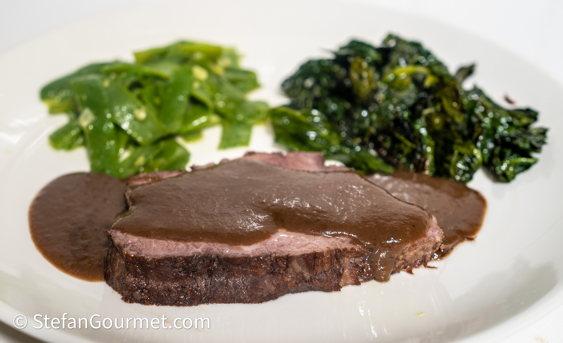Brasato al Barolo Sous Vide (Beef Braised in Barolo) – Stefan's Gourmet ...