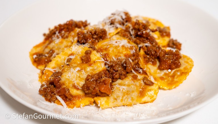 Tordelli al Ragù (Ravioli from Lucca) – Stefan's Gourmet Blog