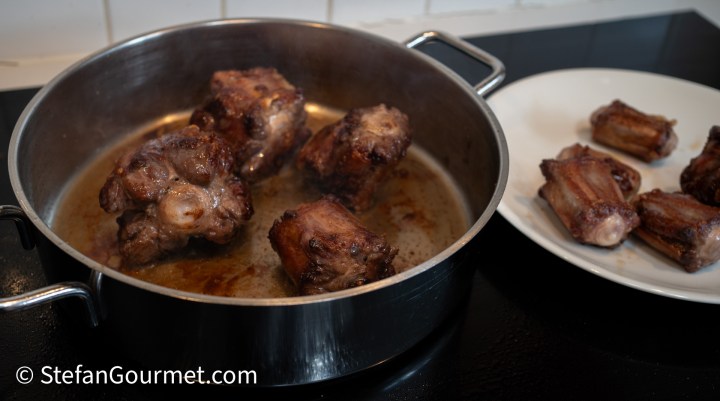 Ravioli di Coda alla Vaccinara (Oxtail Ravioli) – Stefan's Gourmet Blog