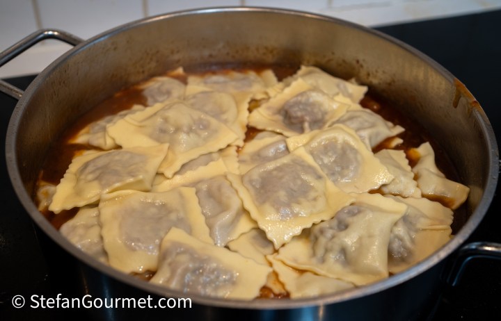 Ravioli di Coda alla Vaccinara (Oxtail Ravioli) – Stefan's Gourmet Blog