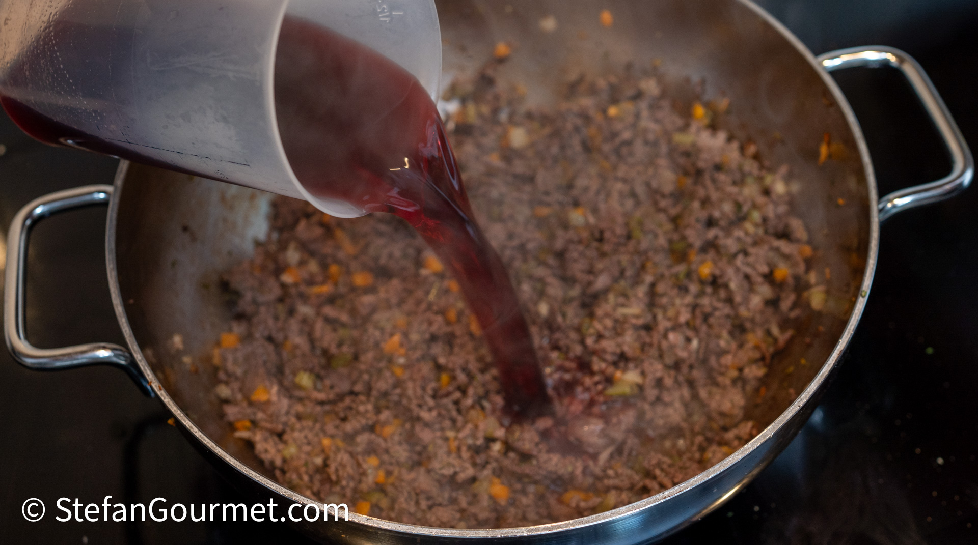 Rigatoni Strascicati col Ragù (Pasta with Florentine Meat Ragù ...