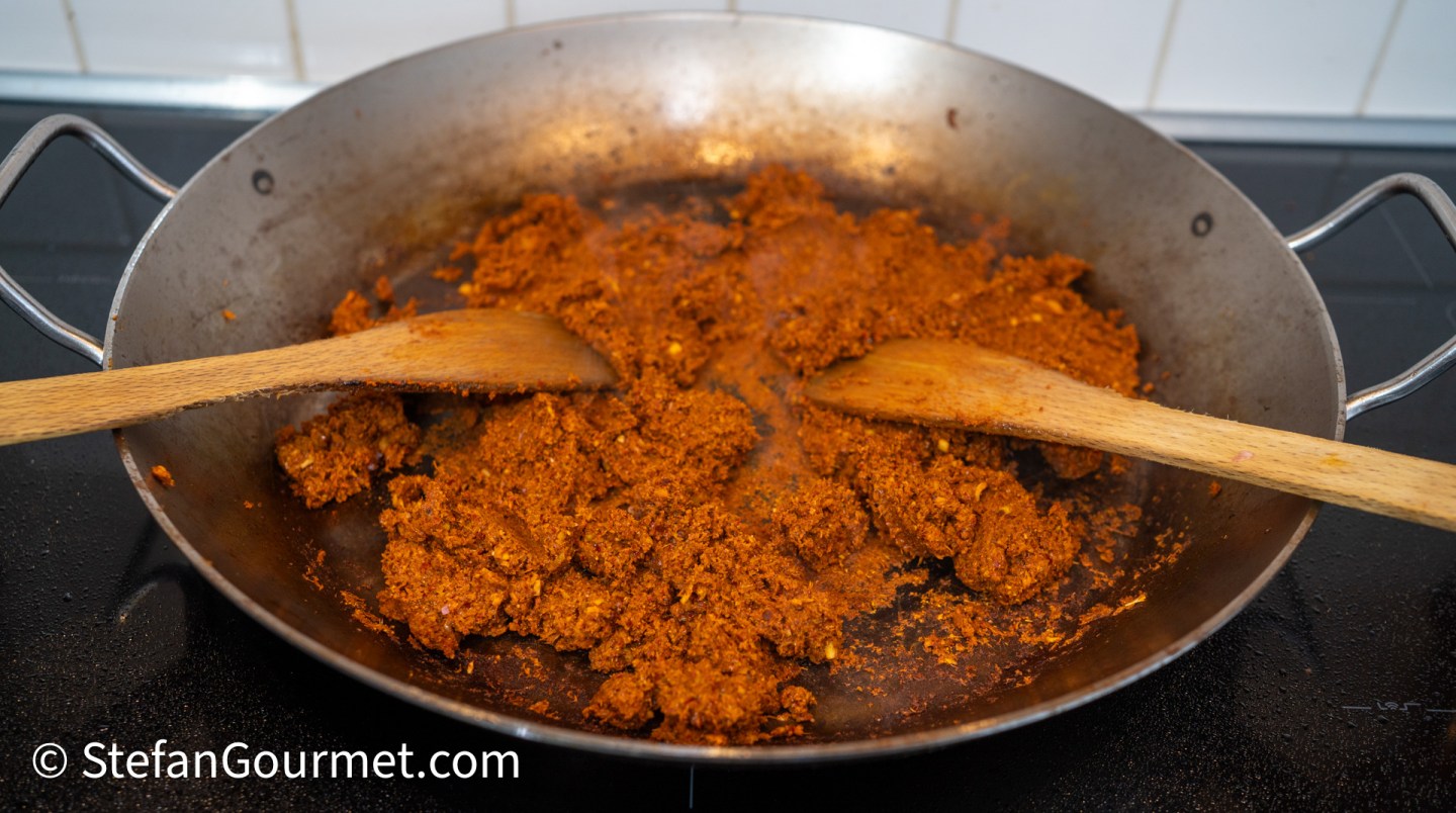 Gaeng Hung Lay: Northern Thai Curry Recipe using Sous Vide